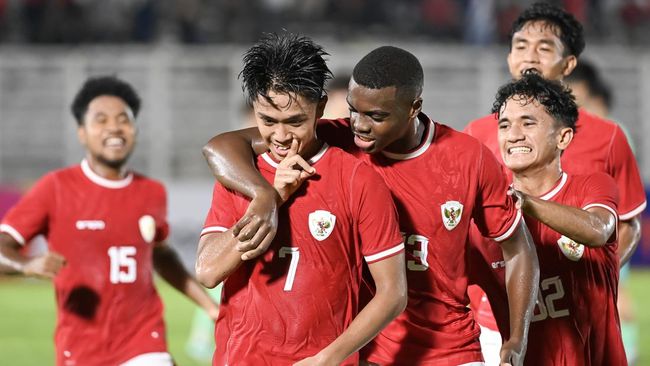 FOTO: Penalti Figo Bikin Timnas Indonesia U-20 Tahan China