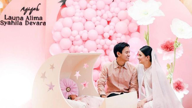 7 Potret Aqiqah Launa Anak Sabrina Anggraini & Belva Devara, Serba Pink ...
