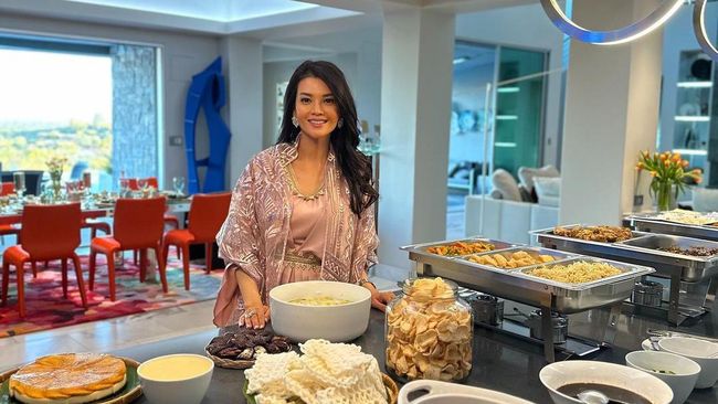 5 Potret Rumah Chef Farah Quinn di AS Jadi Tempat Bukber, Pemandangan ...