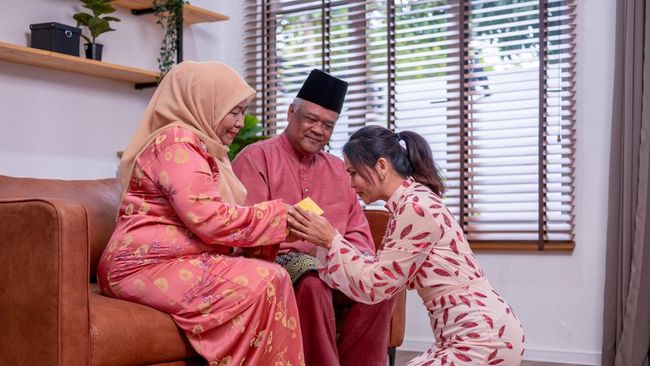 20 Kata-kata Sungkem Lebaran pada Orang Tua Menyentuh Hati hingga dalam ...