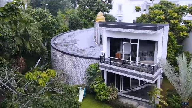 5 Potret Rumah Unik Dokter Boyke yang Bentuknya seperti Keong - Foto 1