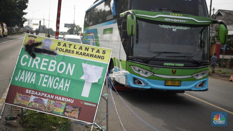 H-2 Lebaran, Lalu lintas Simpang Jomin Ramai Lancar