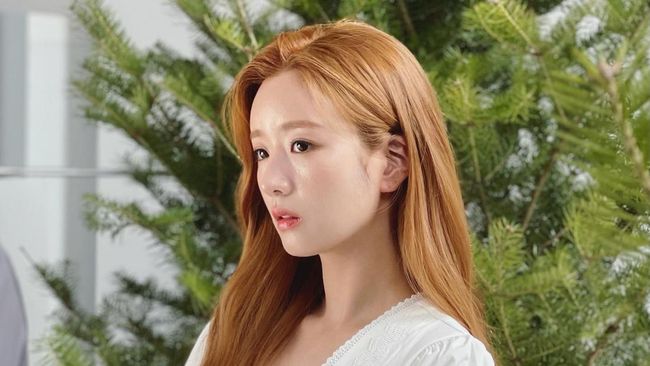 5 Potret Yoon Bomi, Sekretaris Na di Drakor Queen of Tears yang Juga Member Girl Group APINK ...