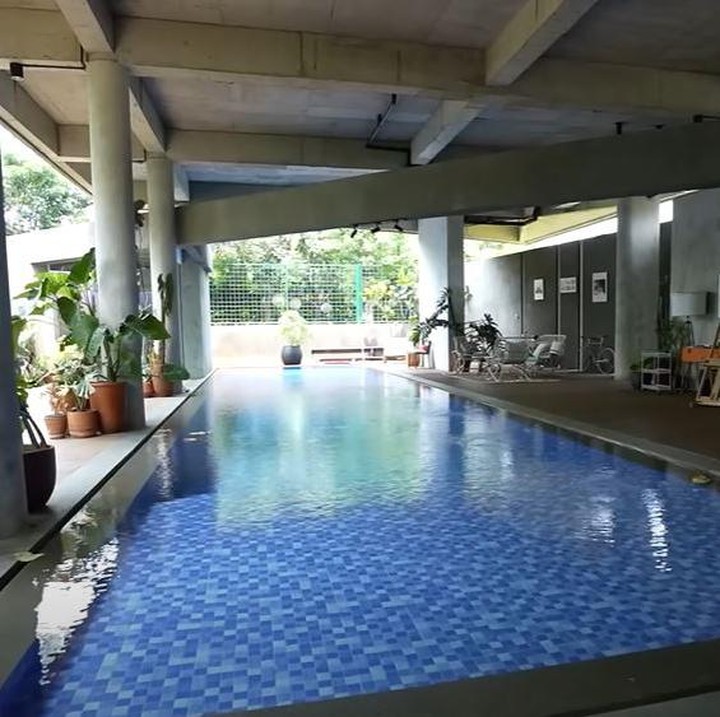 5 Potret Rumah Megah Dokter Tompi, Kamar Tidurnya Super Luas Bun - Foto 1 5 Potret Rumah Megah Dokter Tompi, Kamar Tidurnya Super Luas Bun - Foto 1