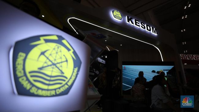 Menteri ESDM Usul Tambahan Anggaran Rp 1,2 Triliun Tahun Depan Menteri ESDM Usul Tambahan Anggaran Rp 1,2 Triliun Tahun Depan