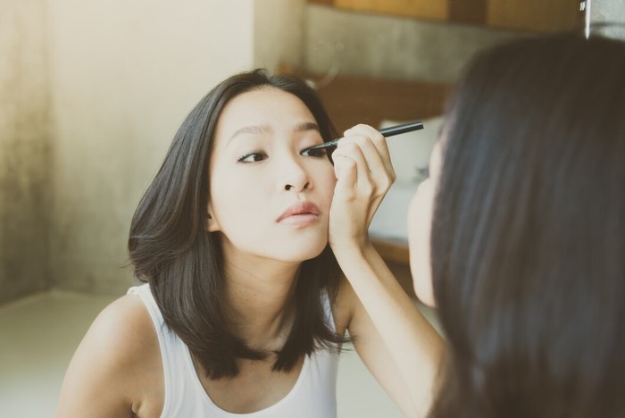 Tips Makeup Anti Luntur Di Musim Panas Dijamin Tahan Keringat