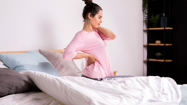 Bangun Tidur Badan Terasa Kaku dan Pegal? Mungkin Hal Ini Penyebabnya!