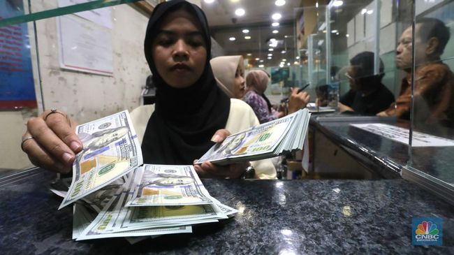 Rupiah Bangkit Usai Pemilu AS, Dolar Turun ke Rp 15.730
