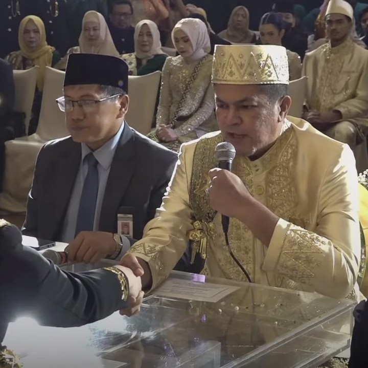 7 Potret Akad Nikah Beby Tsabina Dan Rizki Natakusumah Maskawin Emas 399 Gram Bun Foto 1
