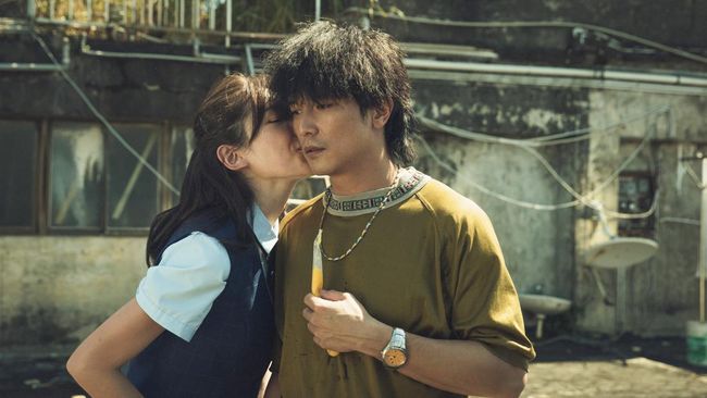 7 Rekomendasi Film Romantis Sedih yang Bisa Menyentuh Hati, Pas untuk ...