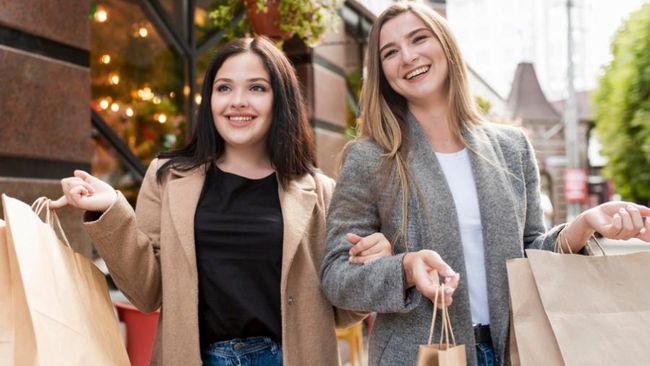 Ternyata Ini Perbedaan Gen Z dan Milenial Saat Belanja, Sesuai dengan ...