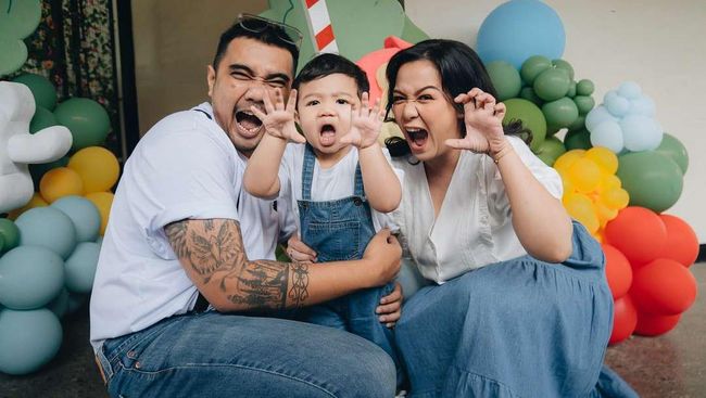 Belajar dari Abe Cekut & Ayahnya, Ini Peran Ayah dalam Perkembangan Anak Menurut Psikolog