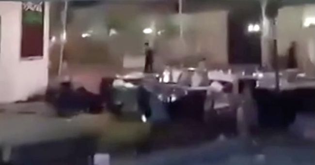 Penembakan Massal di Masjid Oman, 6 Tewas-ISIS Klaim Tanggung Jawab