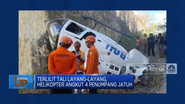 Video: Terlilit Tali Layang-Layang, Helikopter Jatuh di Bali