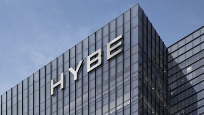 Penampilan Baru Pendiri HYBE Bang Si Hyuk Bikin Pangling