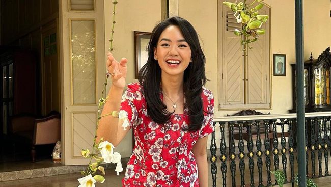 Get The Look: Kebaya Kasual untuk Sehari-hari Ala Rania Yamin