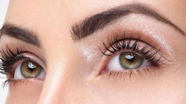 5 Cara Sederhana Untukmu yang Dambakan Bulu Mata Lentik, Bisa Dicoba!