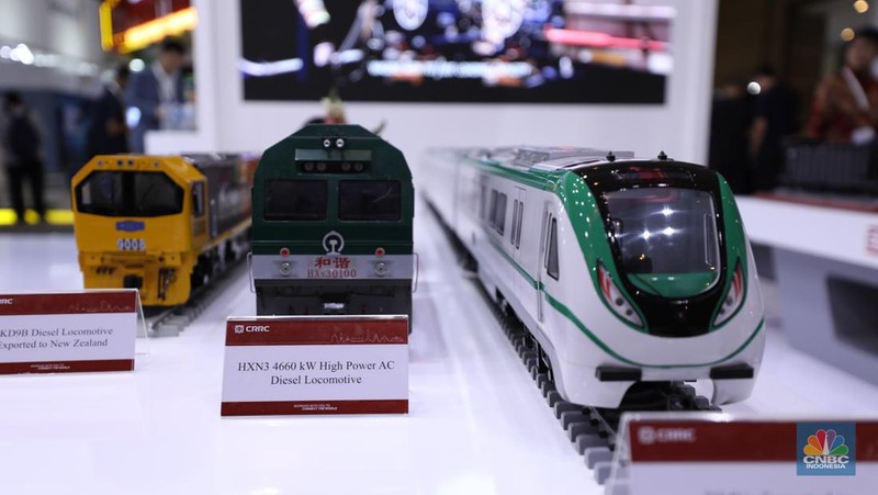 Ada Pameran Kereta Api di Kemayoran, LRT Sampai Whoosh Unjuk Gigi
