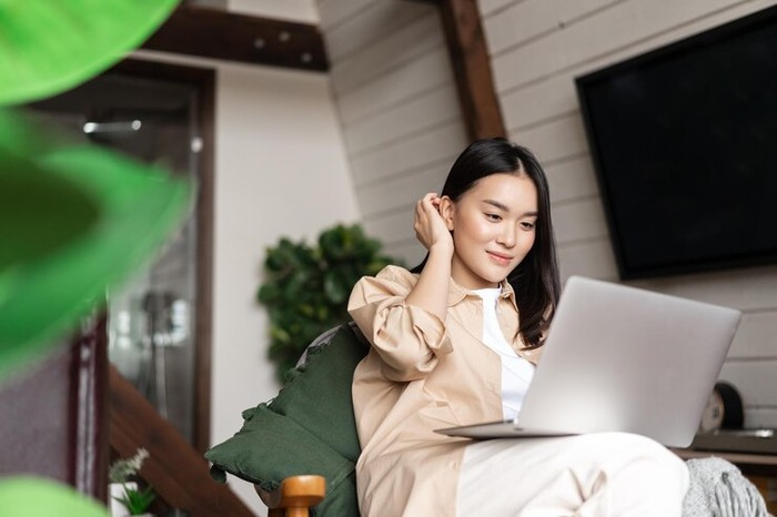 5 Kebiasaan Unik Orang dengan Tipe Kepribadian Introvert 5 Kebiasaan Unik Orang dengan Tipe Kepribadian Introvert