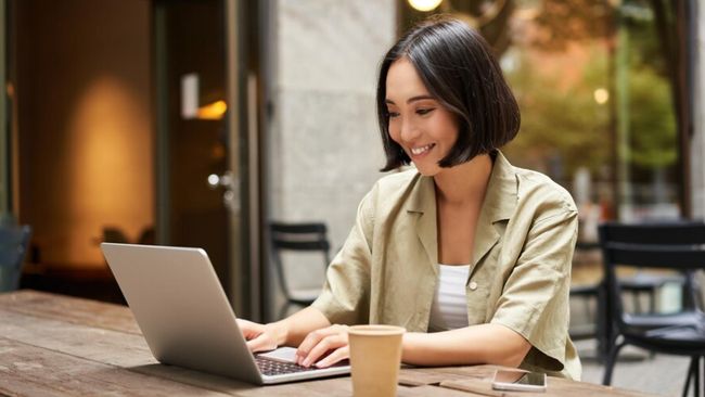 5 Pekerjaan yang Cocok untuk Introvert dengan Gaji Besar Tahun 2024