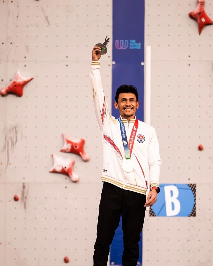 Profil Veddriq Leonardo, Atlet Panjat Tebing Penyumbang Emas untuk Indonesia di Olimpiade Paris 2024
