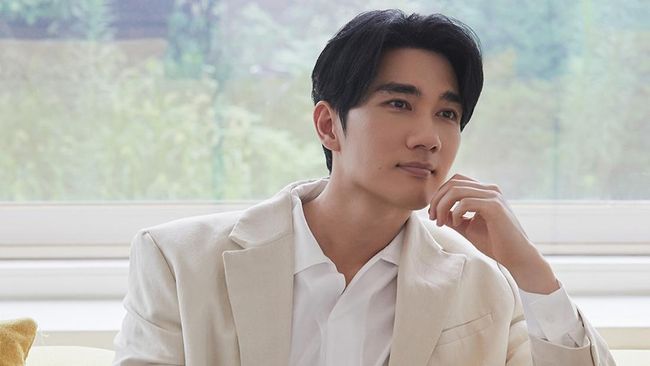 5 Potret Uhm Tae Goo, Aktor Korea Terpopuler yang Aslinya Introvert ...