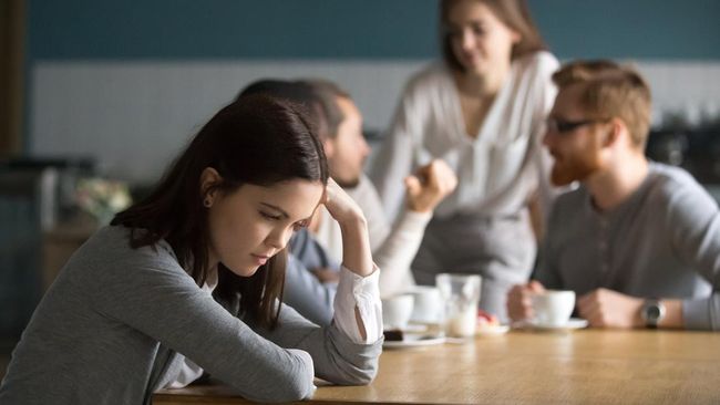 9 Kata-kata yang Sering Diucapkan Orang Introvert Menurut Psikolog