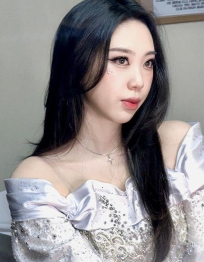 Potret Transformasi Lee Youngji, Rapper Muda Berbakat dengan Suara Khas dan Berkepribadian Kocak ...