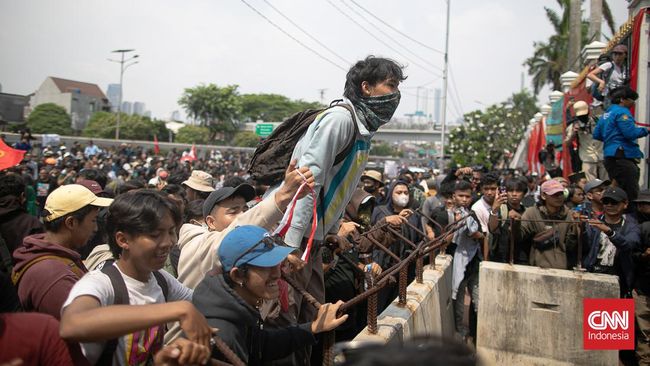 Isi Revisi UU Pilkada, 2 Poin Krusial Versi DPR dan MK