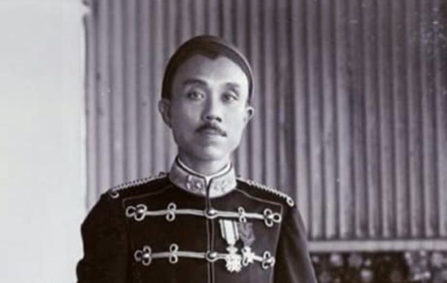 Dua Sisi Raja Jawa, Dicintai Rakyat hingga Diguncang Pemberontakan