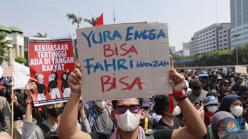 Mulai Ramai, Massa Pendemo Padati Depan Gedung DPR