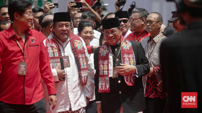 Pramono Dan Rano Karno Tiba Di Kpu Dki, Pakai Baju Adat Betawi Pramono Dan Rano Karno Tiba Di Kpu Dki, Pakai Baju Adat Betawi