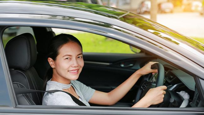 Panduan Menyetir Mobil untuk Bunda setelah Jalani Operasi Caesar