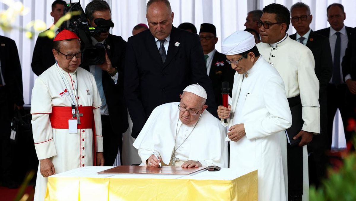 Pengurus Istiqlal Jelaskan Paus Fransiskus Tak Masuk ke Dalam Masjid