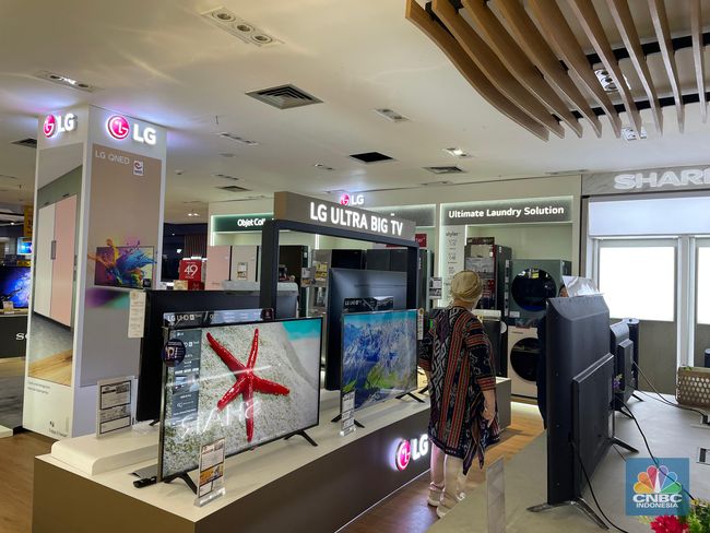 Transmart Jual LED TV 50 Rp 3 Jutaan, Nonton TV Berasa di Bioskop!