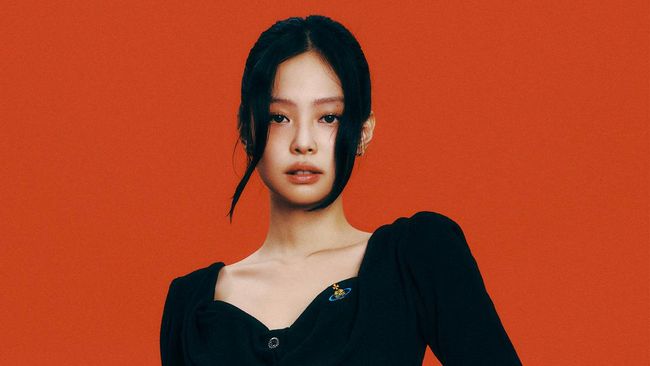 Jennie Pamer Rambut Pink Jelang Rilis Single Mantra 11 Oktober