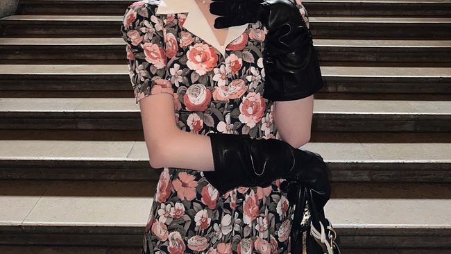 Wonyoung IVE Tampil Cantik Nan Klasik ala Audrey Hepburn Saat ...