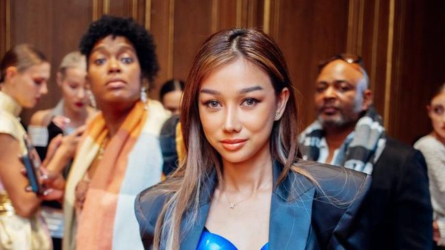 Satu-satunya dari Indonesia di Paris Fashion Week, Putry Poyz: Bangga Sekali