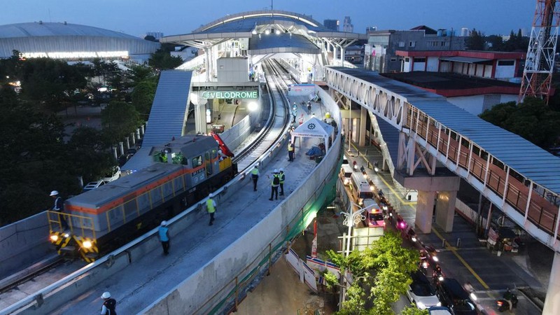Rel LRT Jakarta Diam-Diam Sudah Tembus Rawamangun, Ini Penampakannya