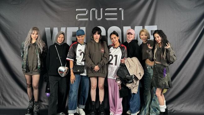 Terpopuler: Nagita Slavina Foto dengan 2NE1 vs Gus Miftah Toyor Kepala Istri