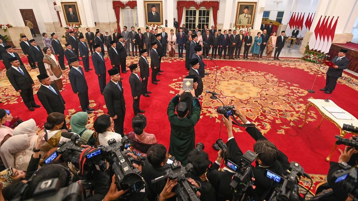 FOTO: Momen Prabowo Lantik Jajaran Menteri Kabinet Merah Putih