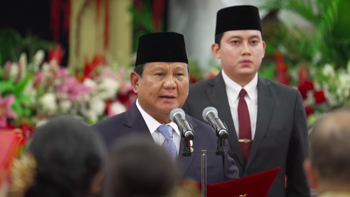 Sah! Prabowo Lantik 56 Wamen Kabinet Merah Putih & Seskab Mayor Teddy