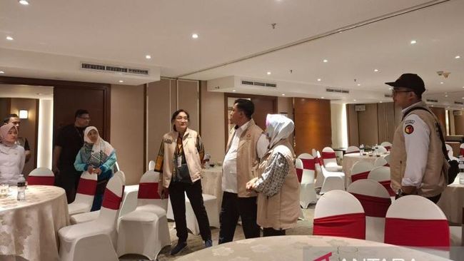Bawaslu Kaji Dugaan Pengerahan Kades Menangkan Cagub Jateng Bawaslu Kaji Dugaan Pengerahan Kades Menangkan Cagub Jateng