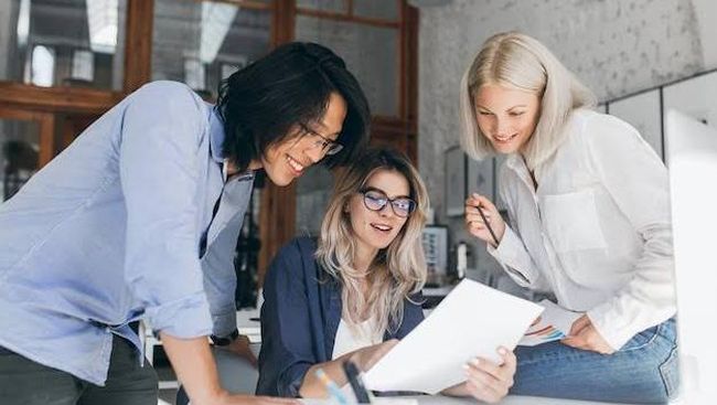 5 Profesi Paling Dicari Perempuan di Era Digital