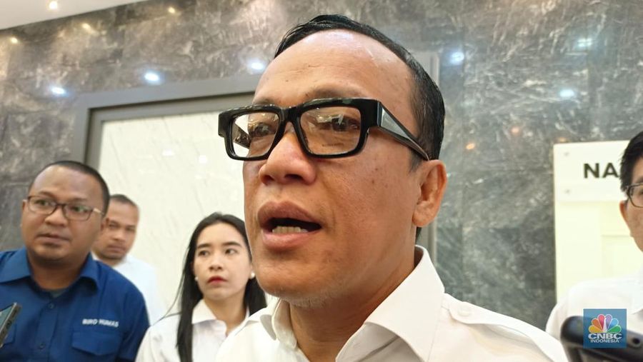 Wamenaker Janjikan Ini Kepada Buruh Sritex Usai MA Tolak Kasasi Pailit Wamenaker Janjikan Ini Kepada Buruh Sritex Usai MA Tolak Kasasi Pailit