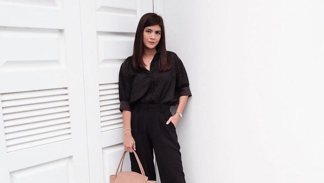 5 Potret Raya Kohandi yang Dikenal Lewat Peran Antagonis, Kerap Dicubit ...