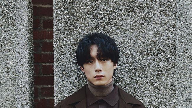 Kentaro Sakaguchi Bintangi Kampanye Terbaru Uniqlo Korea, Boyfriendable ...