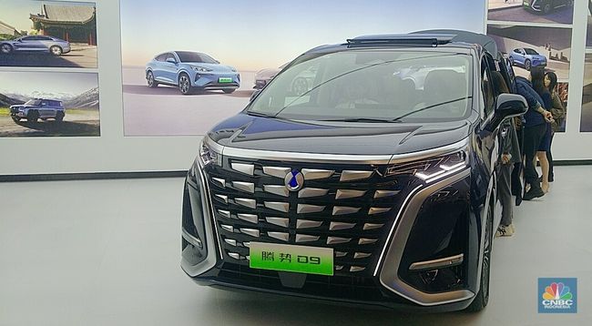 Catat! Besok BYD Bakal Rilis Denza D9 Calon 'Pembunuh' Alphard