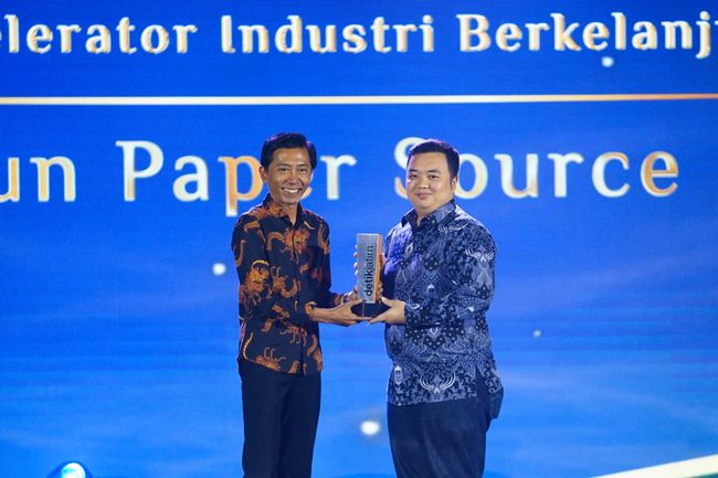 Top! Sun Paper Source Raih Penghargaan Bisnis Terpuji