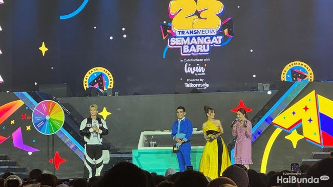 Kemeriahan HUT ke-23 Transmedia Hari Kedua, SHINee Minho Bikin Fans ...